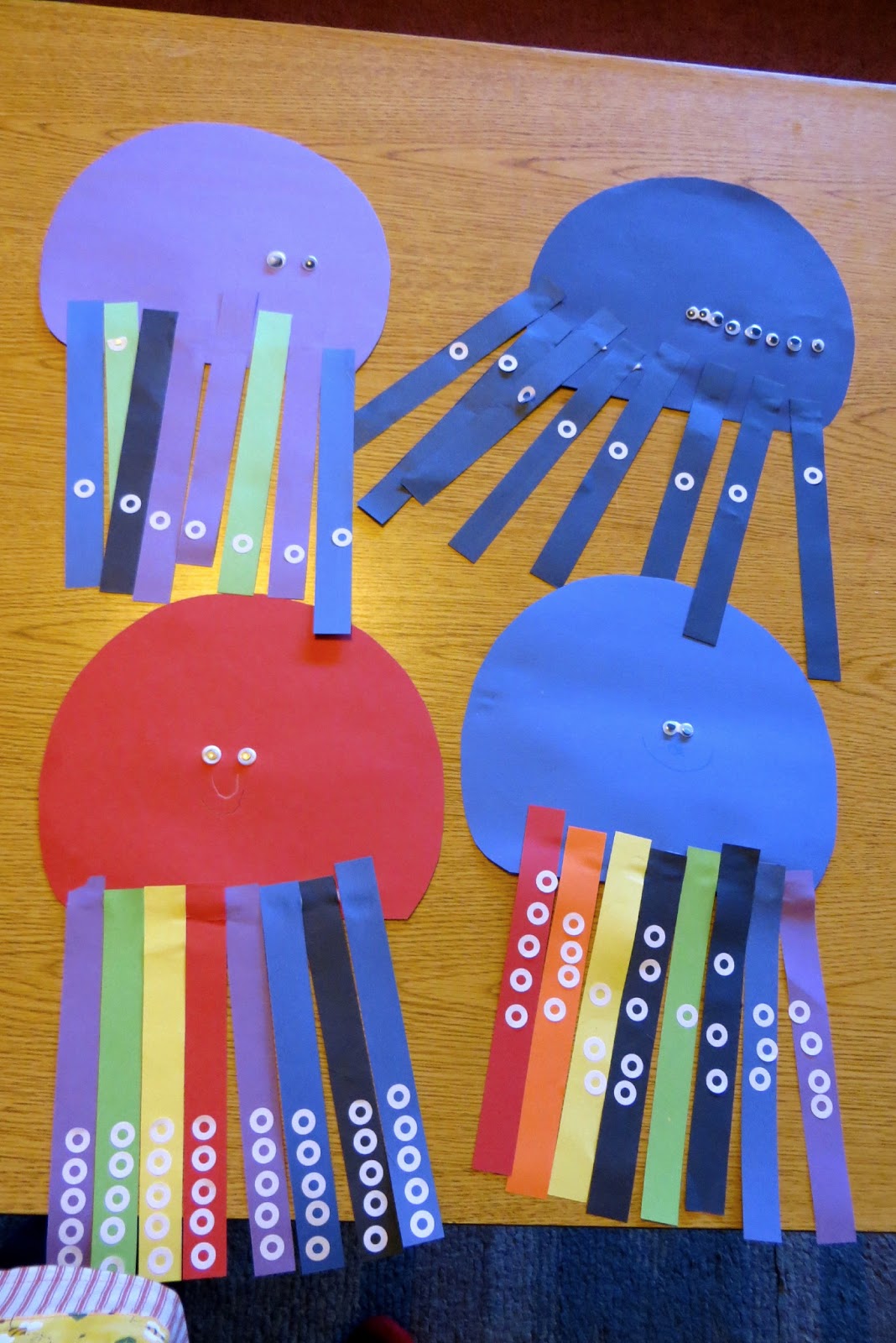 Ms. Sara's Preschool Blog: Ocean - Learning Station - Counting Octopus