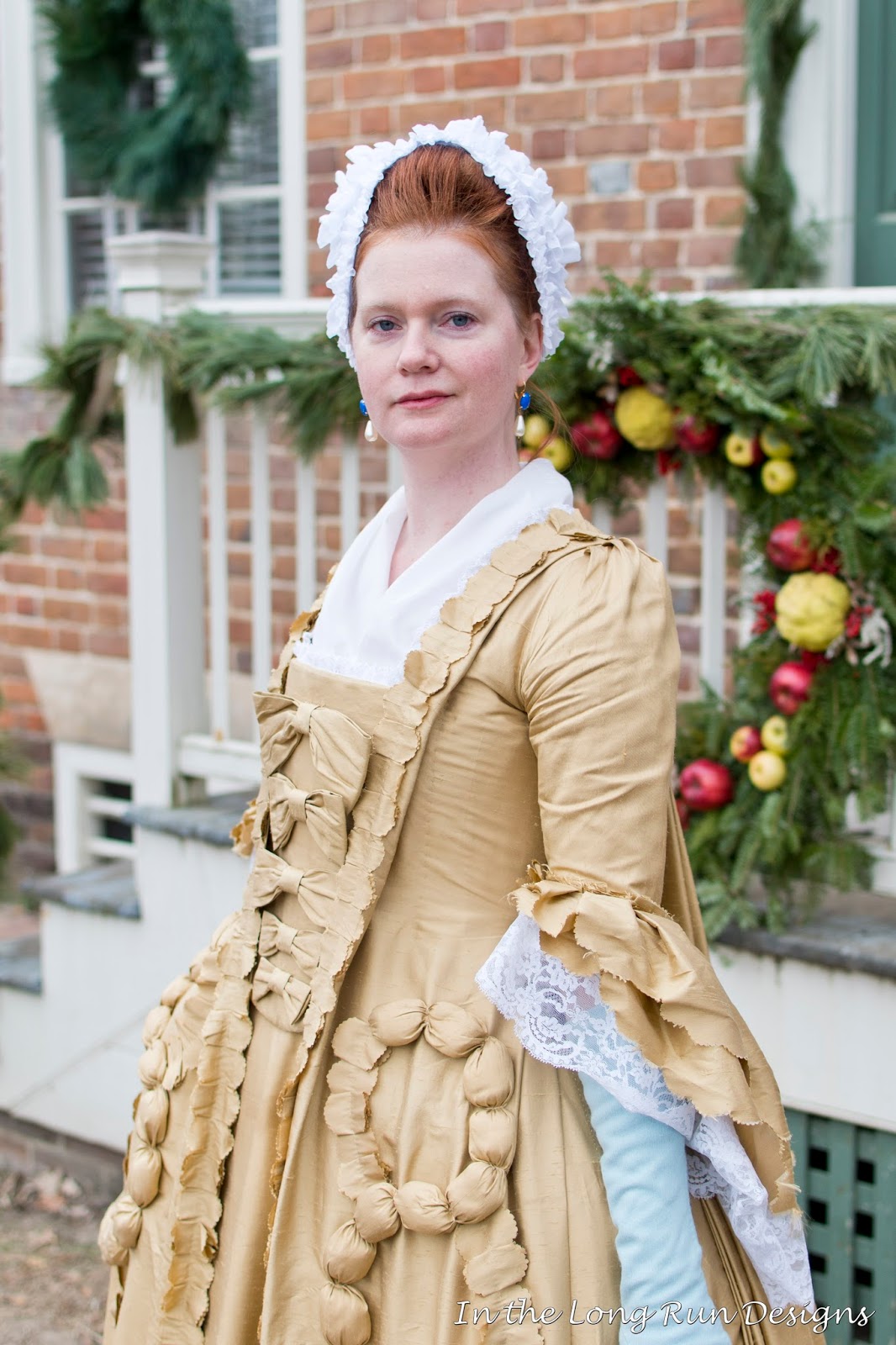 A Sartorial Statement: The Gold Galleon Gown - Finally Complete!