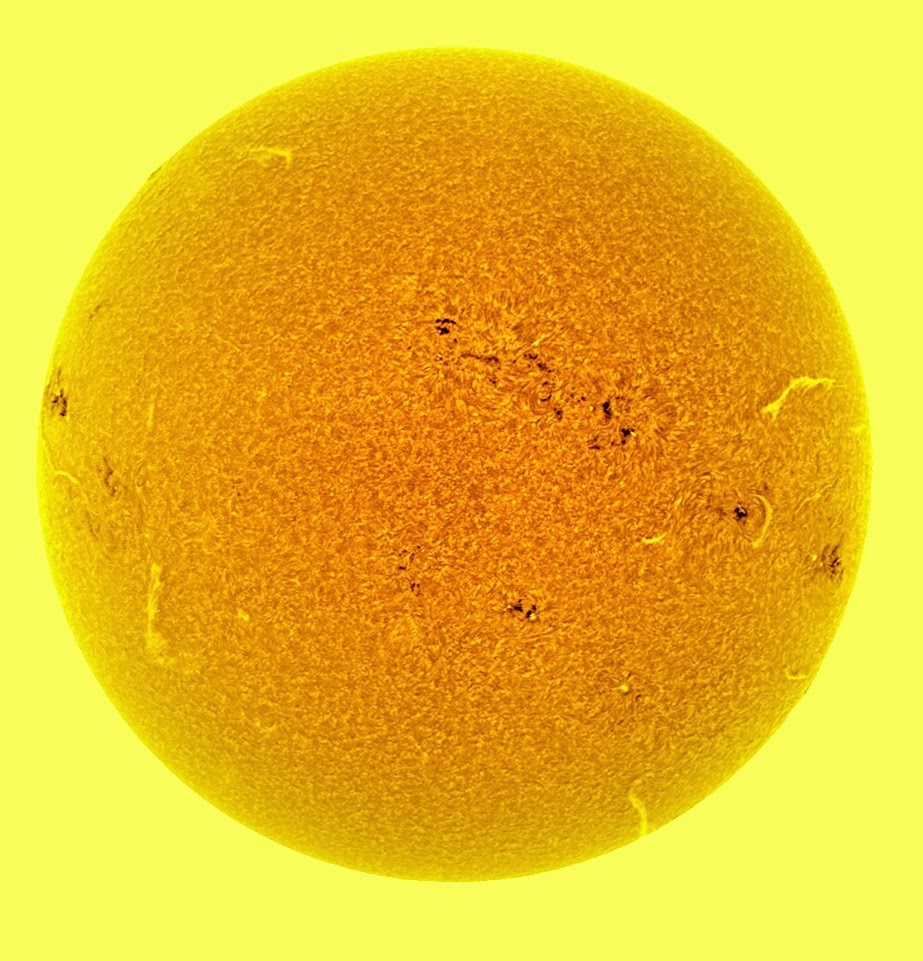 Pictures of Sun with H-Alpha filter - AstroMadness.com