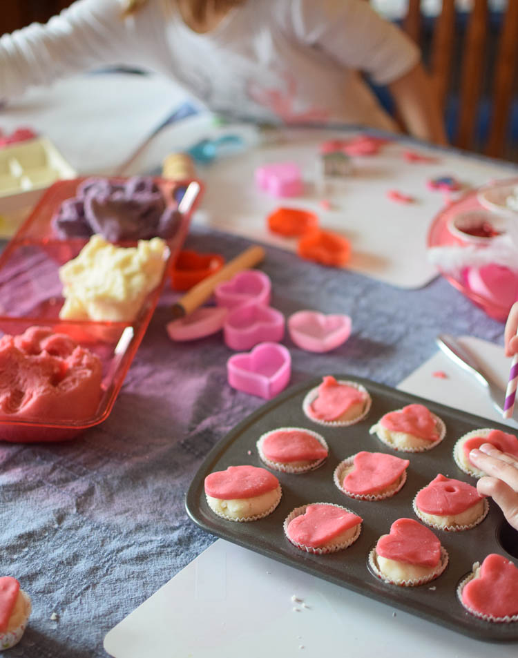 Valentine's Day Play Dough Tray | What Can We Do With Paper And Glue