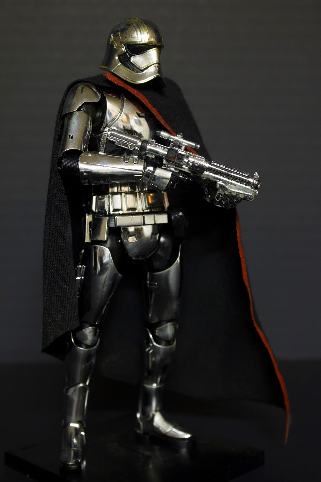 Bandai 1/2 scale Captain Phasma model kit build