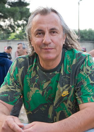 Laternative: the past (interview) is a grotesque animal vol. 3