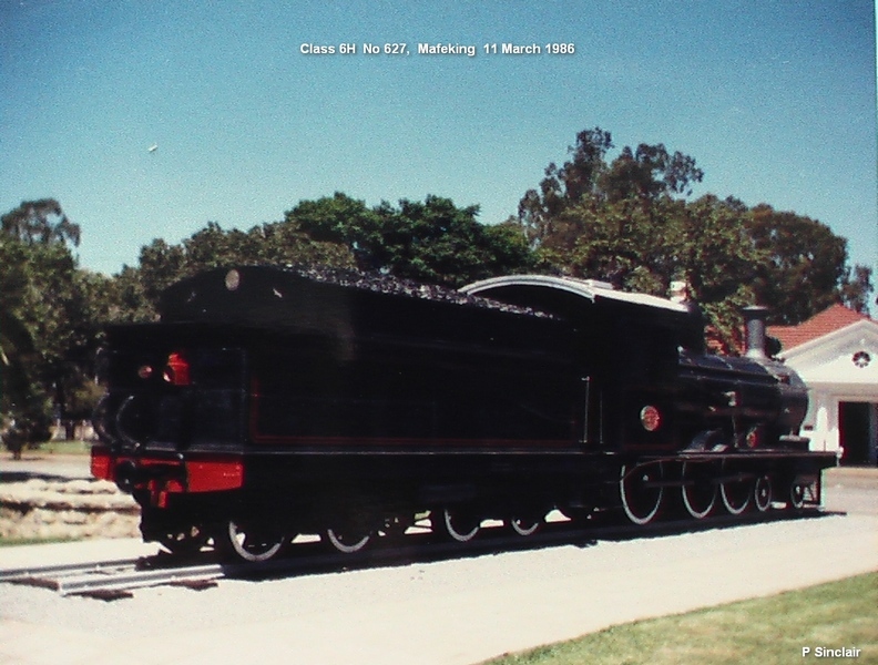 old STEAM LOCOMOTIVES in South Africa: Mafikeng Museum: SAR Class 6H ...