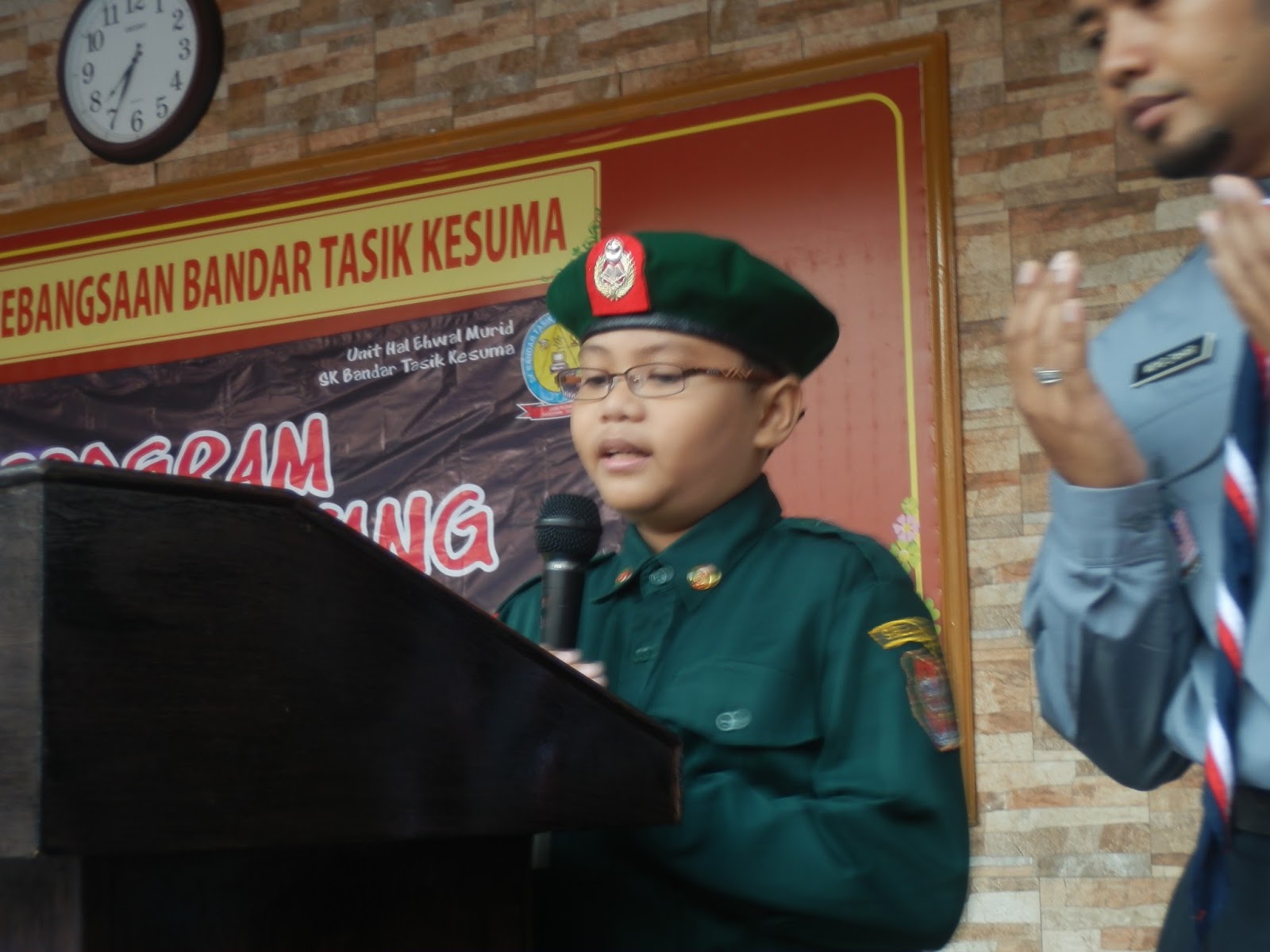 Kesuma Gemilang: PERHIMPUNAN UNIT UNIFORM TKRS @ TUNAS KADET REMAJA SEKOLAH