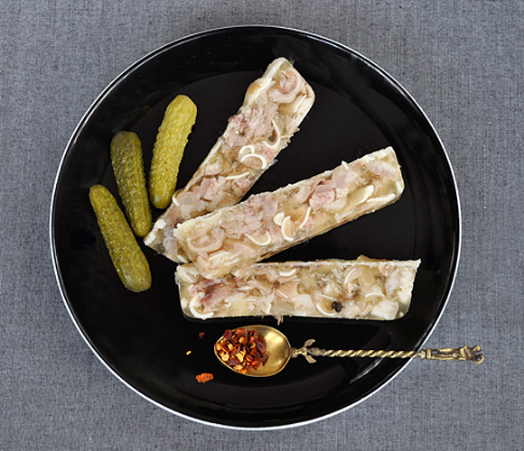 Confessions of a spoon: Head cheese, Pig brawn, Pacha or Sülze