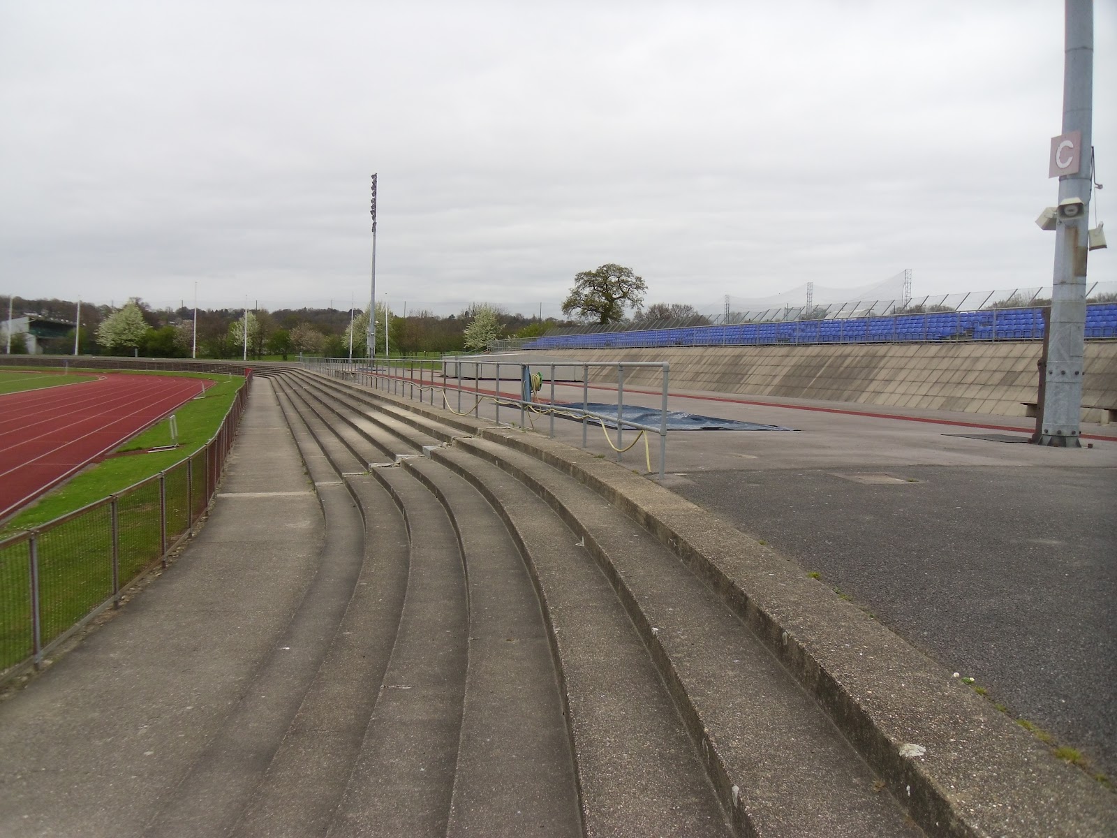 The Cold End: KENTISH TOWN SAY GOODBYE TO THE COPTHALL