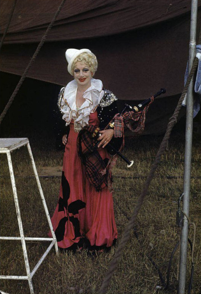 All Fall Down: The Craft & Art of Physical Comedy: Women in Clowning ...