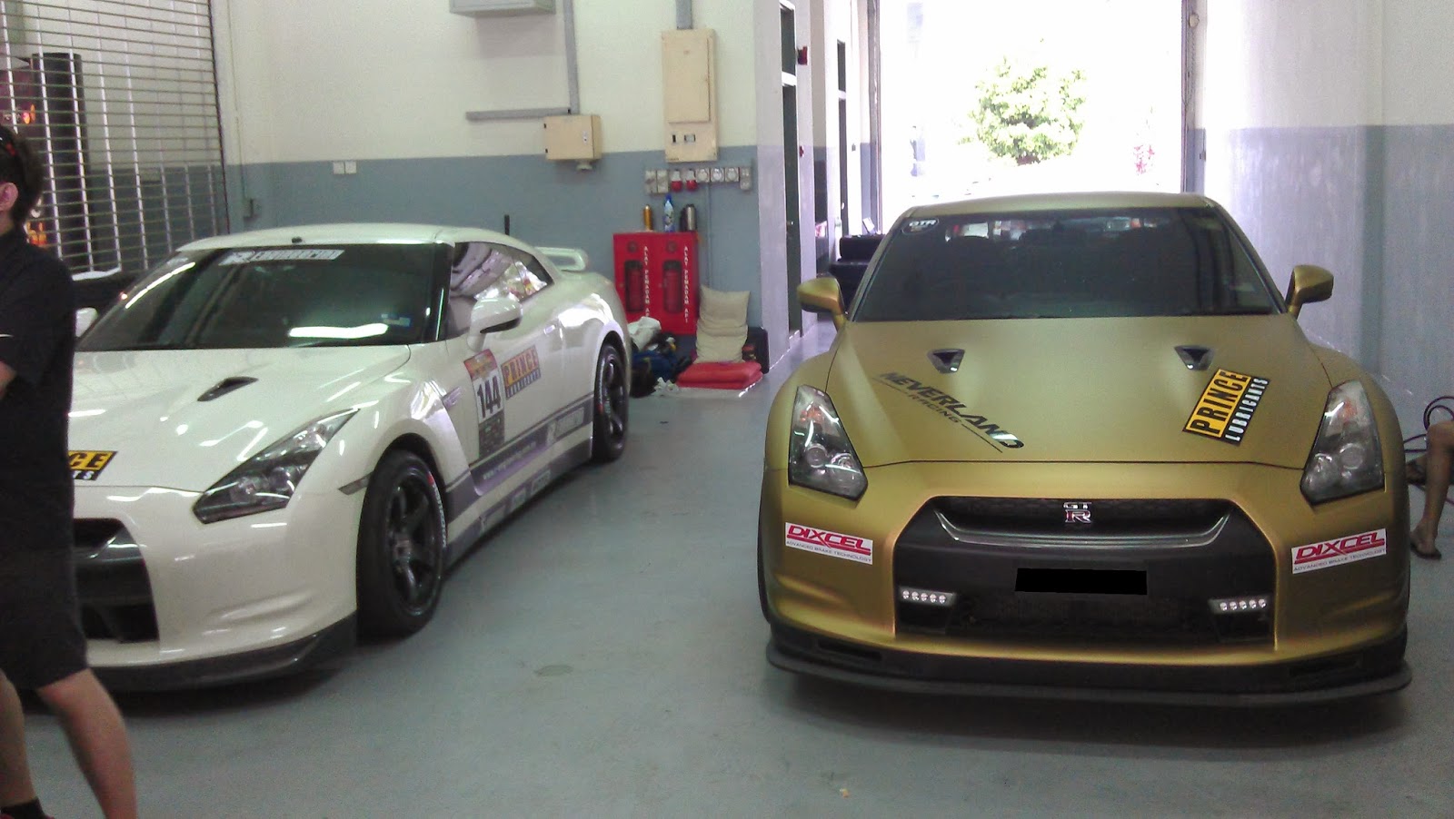 Shuzoku RED SUNS HQ: Go Karts, Time Attack & Katyusha La DRIVE :)
