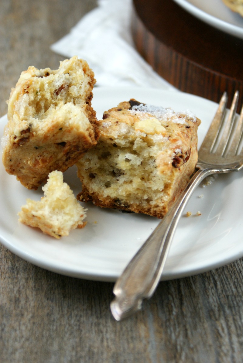 Authentic Suburban Gourmet: Bouchon Bakery Bacon Cheddar Scones