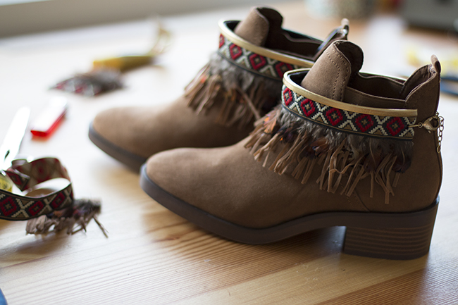 Dare to DIY: DIY botas de estilo étnico / boho