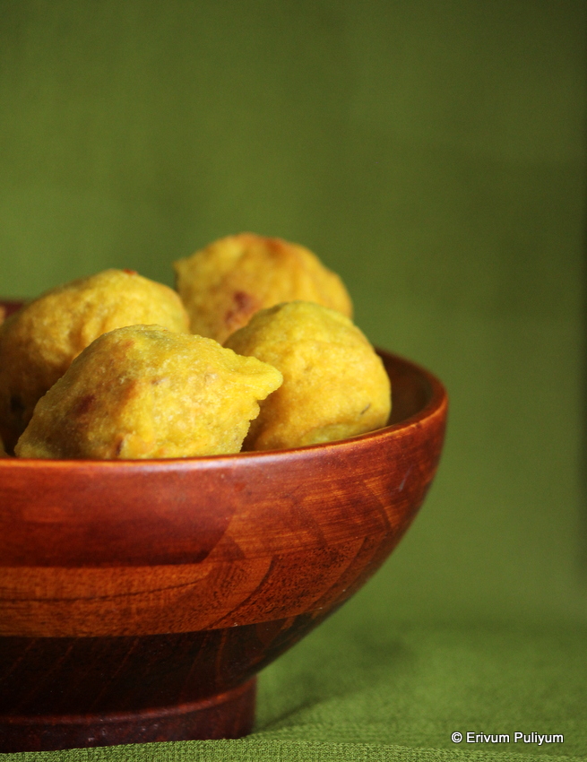 Erivum Puliyum: Ethakka (Banana / Nendran Pazham) Bonda | Sweet ...