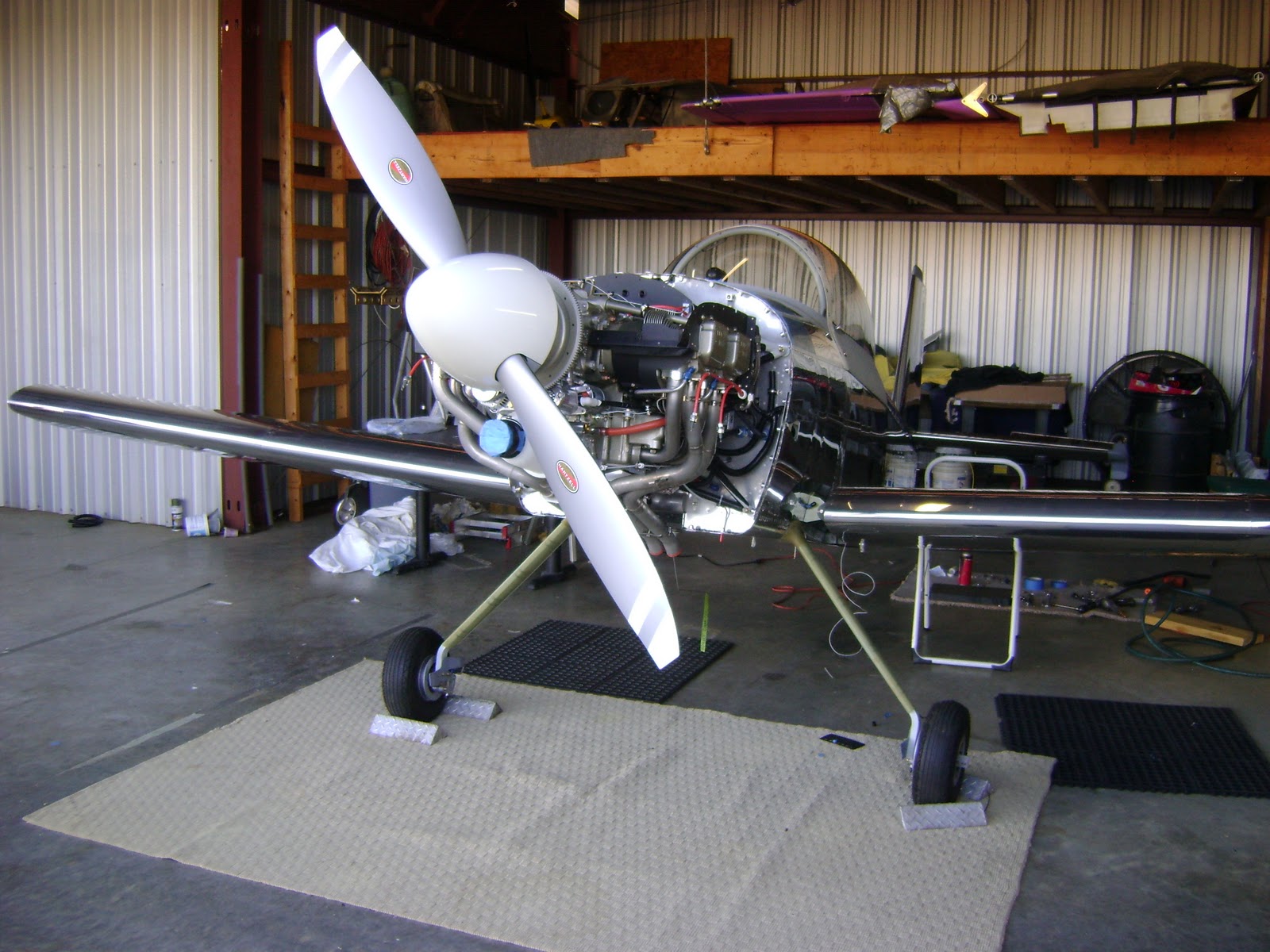 Welcome to JT's RV8 Aircraft Factory!: Final Wing Installation!