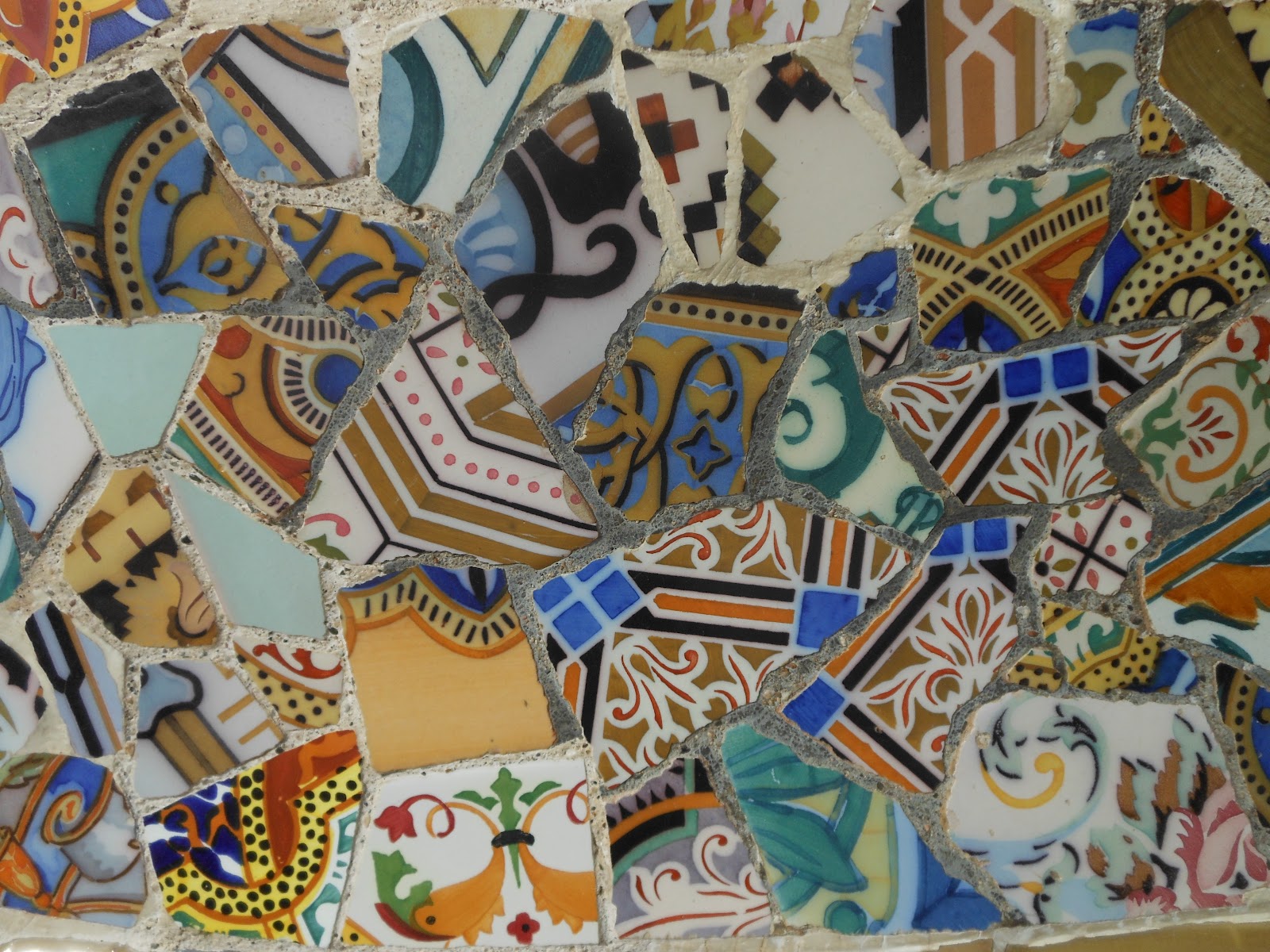 La Claire: Nail art Gaudì inspired