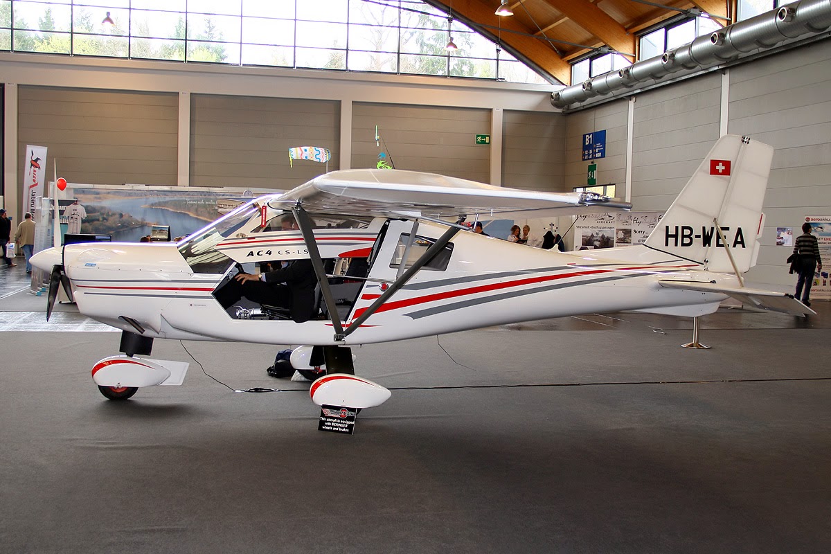 Eastwings: Lightwing AC4 CS-LSA * LightWing Aircraft AG * HB-WEA