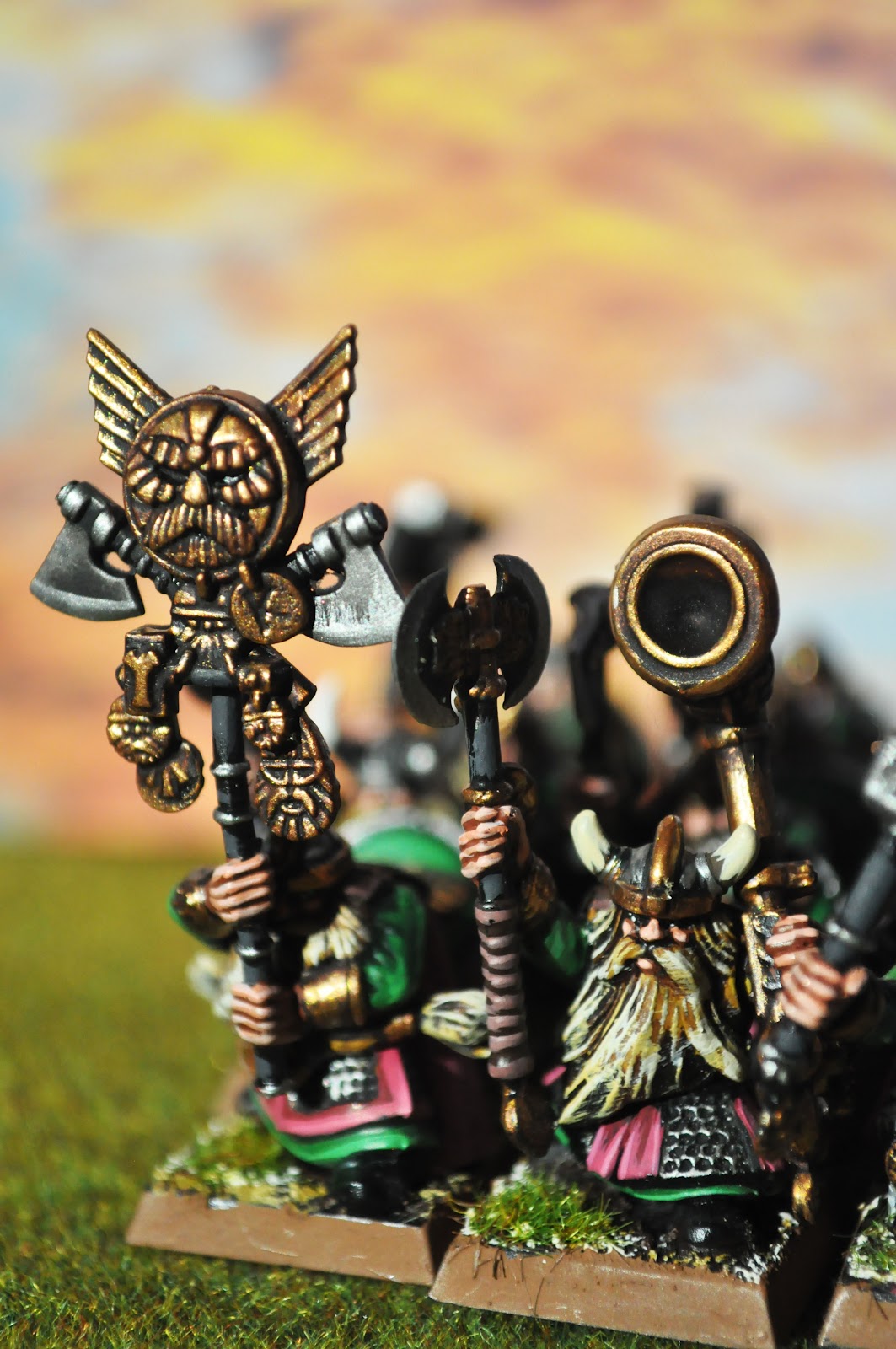 Toy Construct: Dwarf Warriors