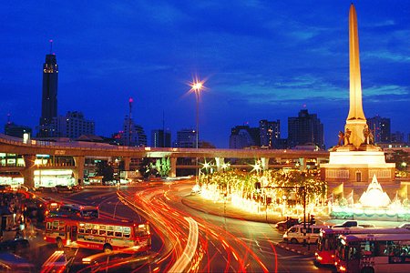 Shop Chill Chill: HEADING INTO BAZAAR @ VICTORY MONUMENT