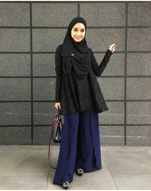 Muslimah Trendi, Stay Syar'i