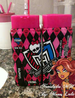 Monster High Teen: comprei o shampoo e o sapatinho sandália da MH!