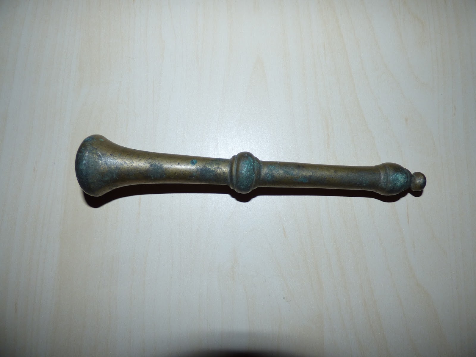 Montehermoso Cultural: Mano de almirez de bronce del siglo XIX