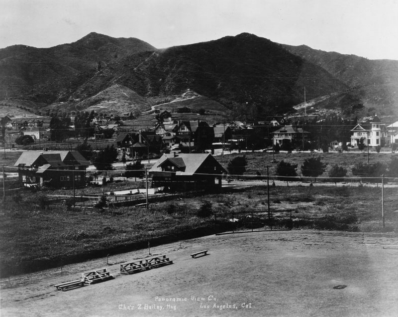 8 Things You May Not Know About the Hollywood Sign ~ Vintage Everyday