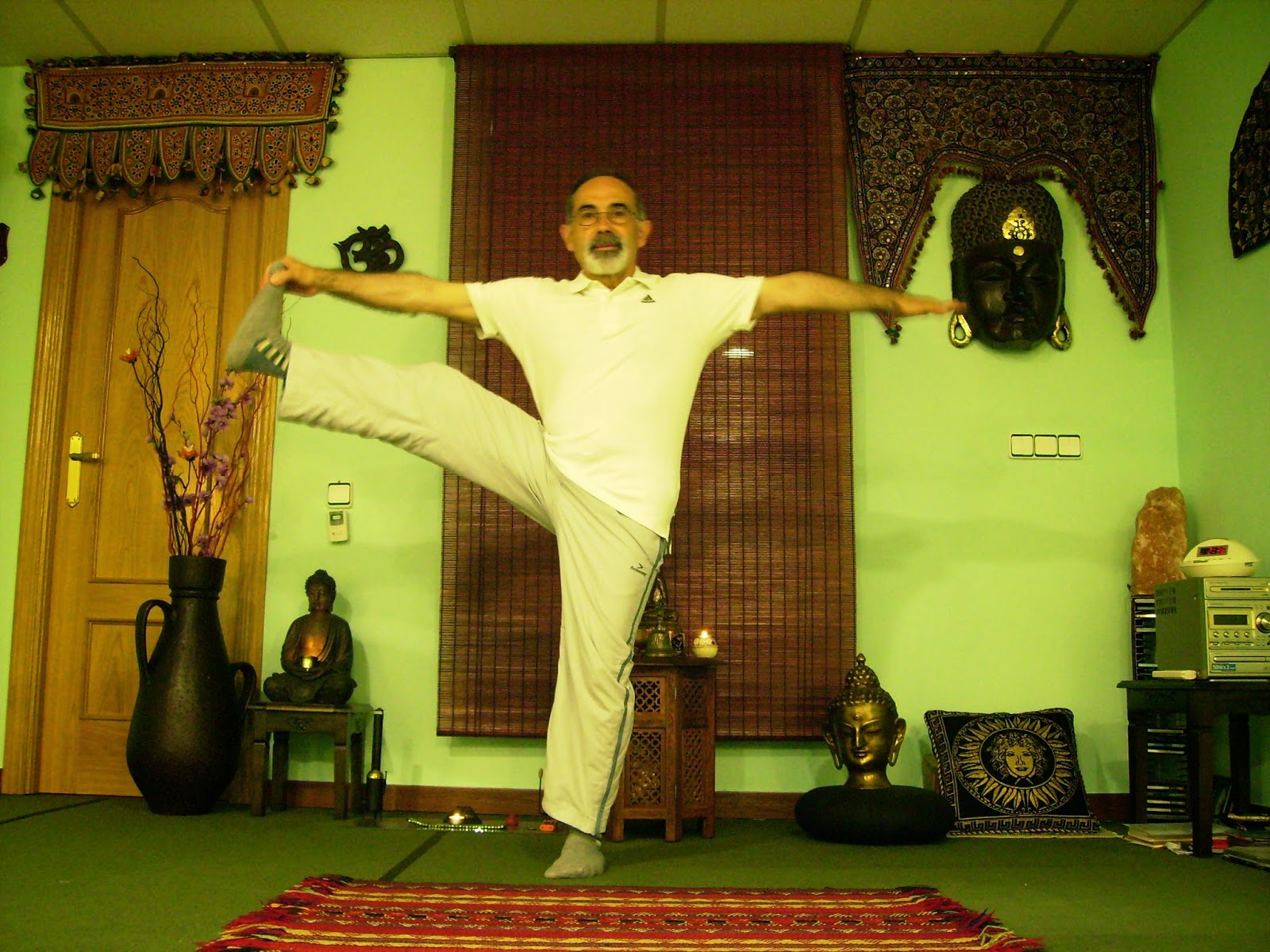 Yoga Alcorcón Maitreya embarazadas y para todos los niveles : ASANAS DE ...