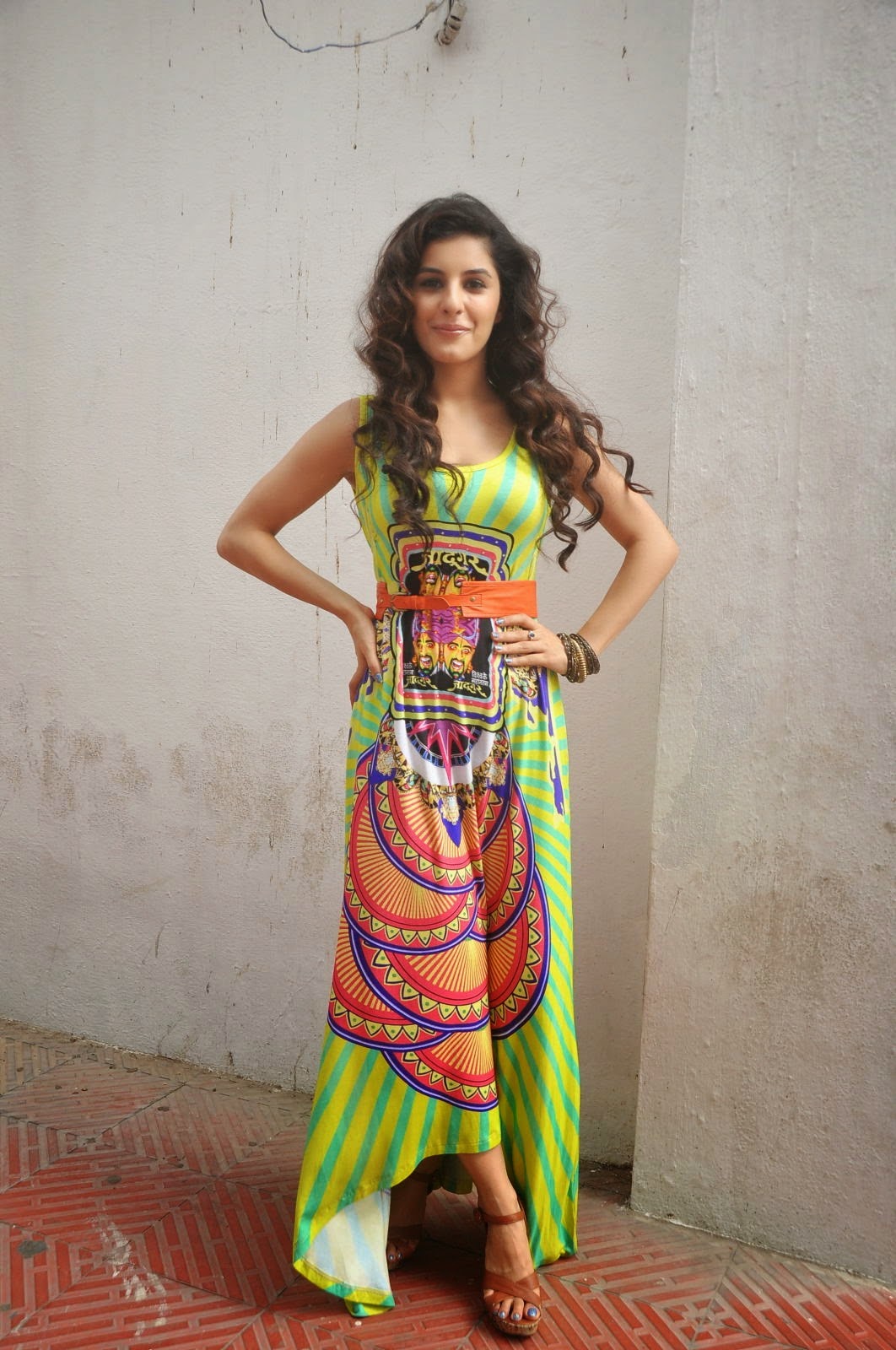 Isha Talwar Images Hot Dress Stills - Popular Actress