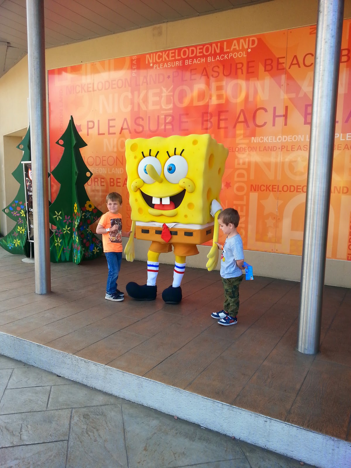 Blethering Boys: Nickelodeon Land at Blackpool Pleasure Beach: An ...