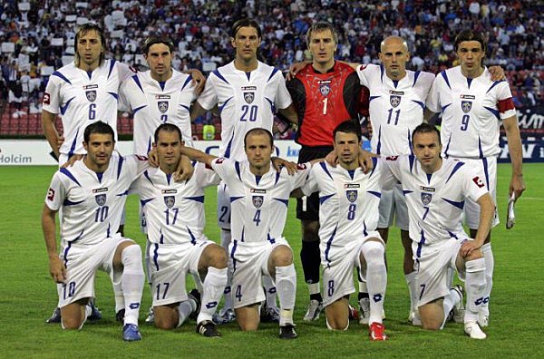 Football teams shirt and kits fan: Font Serbia & Montenegro WC 2006 Kits