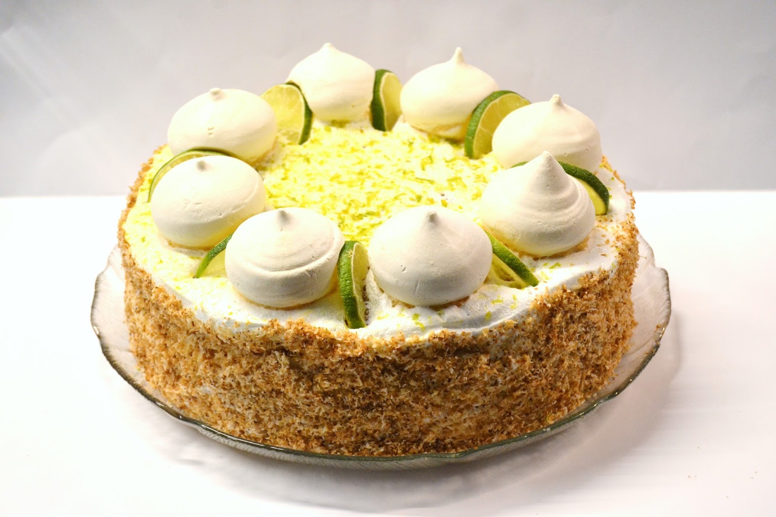 Bolo de Lima e Côco || Lime-Coconut Cake - Sabores da Alma