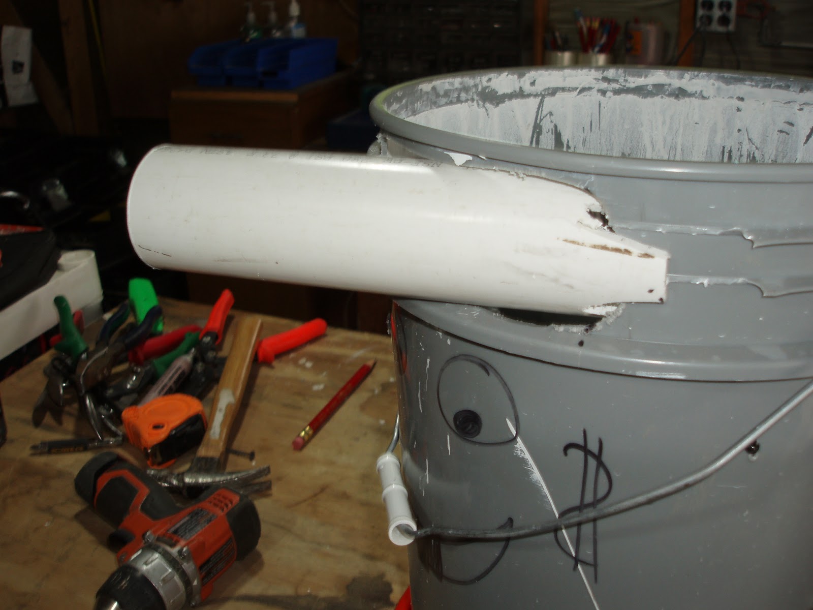 Homemade Conventional Cyclone Bucket Dust Collector/Separator Project DIY