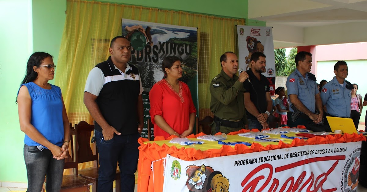 Brasil Novo Notícias: ALUNOS RECEBEM DIPLOMA DO PROERD EM BRASIL NOVO