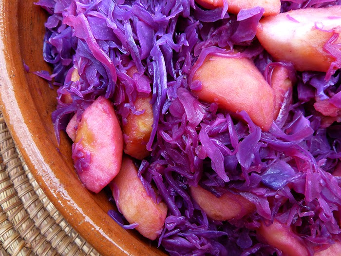 AAA ACCADEMIA AFFAMATI AFFANNATI: Chou rouge braise', ovvero verza ...