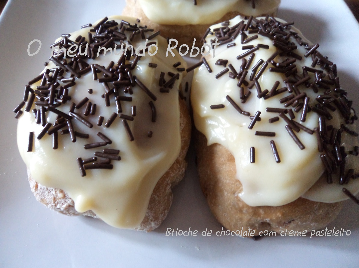 Bimby - Brioche de chocolate com creme pasteleiro