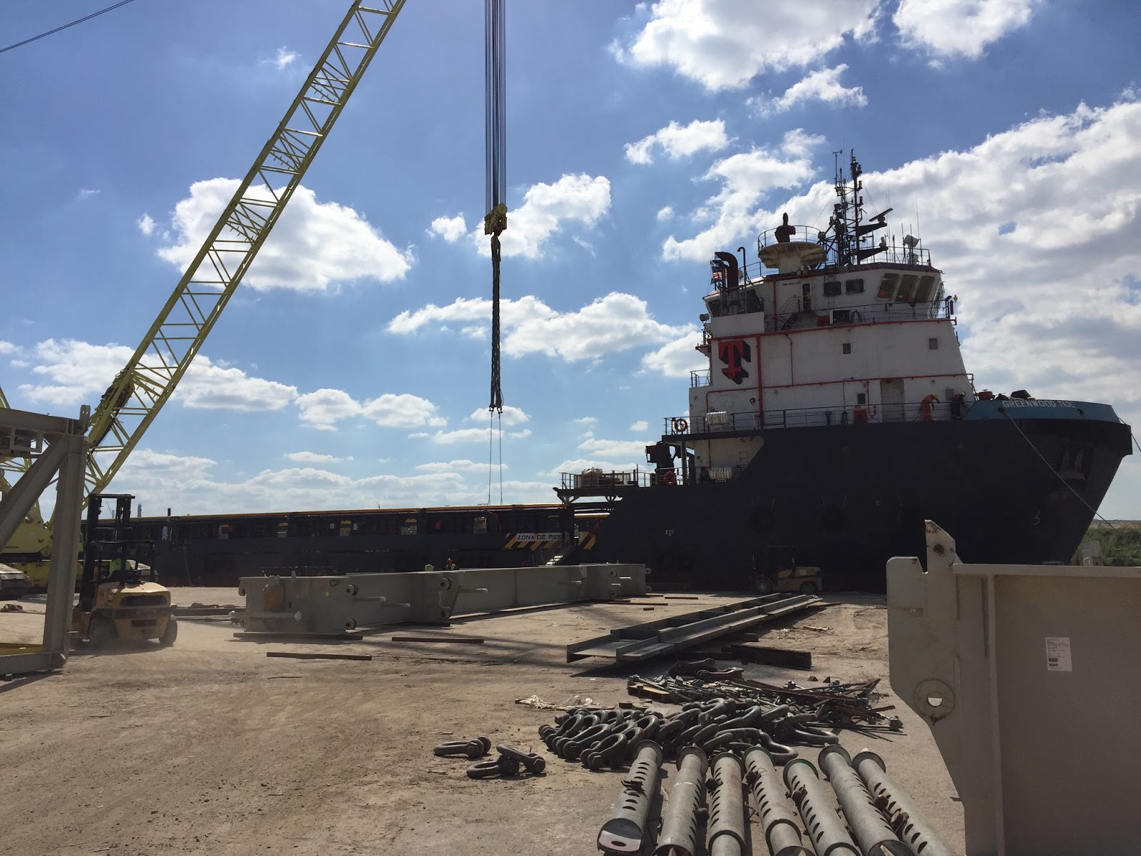 Hansa Meyer : 3000 Horsepower Offshore Rig Move