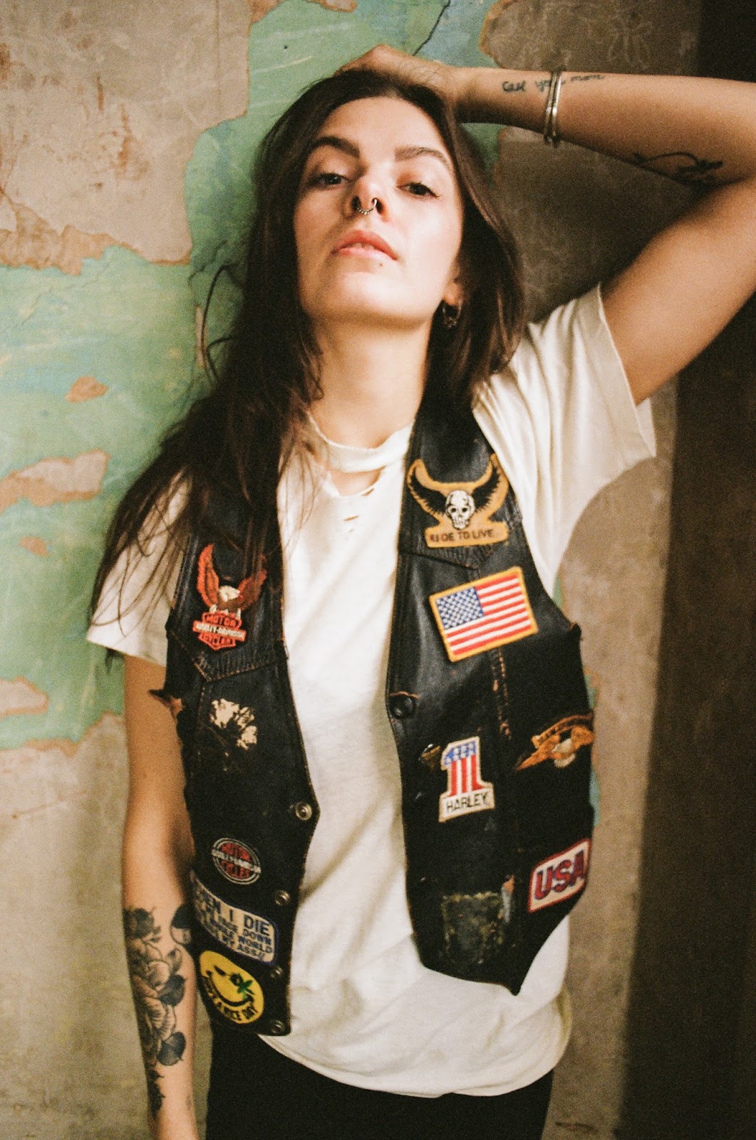 amanda leigh smith: Girl Gang with Born A Bad Seed