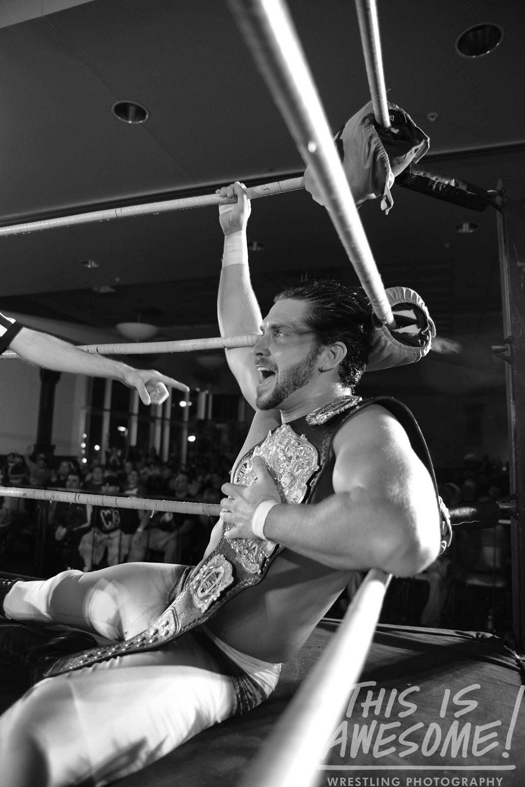 THIS IS AWESOME! : Current 3XW Heavyweight Champion Ryan Slade