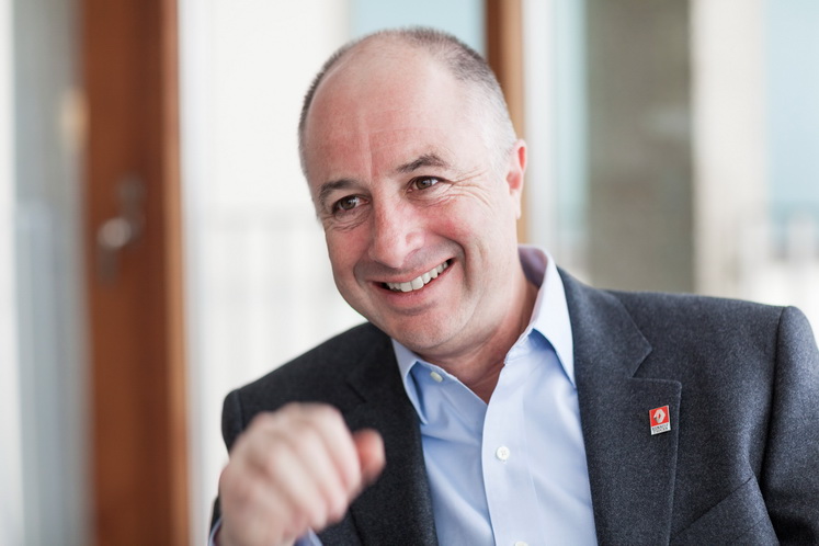 motorScopio: RENAULT TRUCKS VENDIÓ 49.930 CAMIONES EN TODO EL MUNDO ...