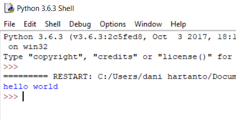 Penulisan code "hello world" di Python - Juuzza dev.
