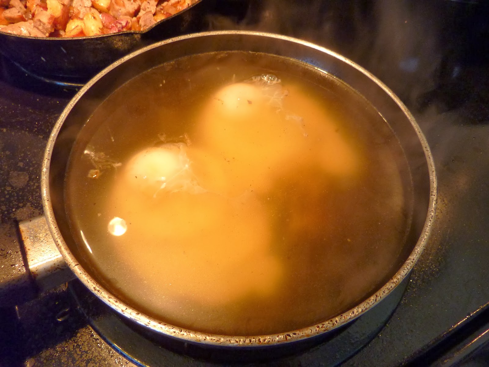 IT'S MAGGALICIOUS!: THE PERFECT POACHED EGG