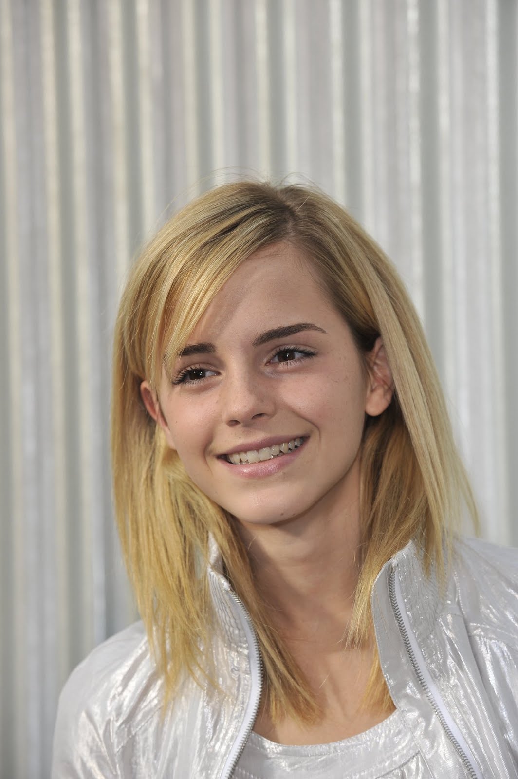 CUTE PHOTOS: EMMA WATSON
