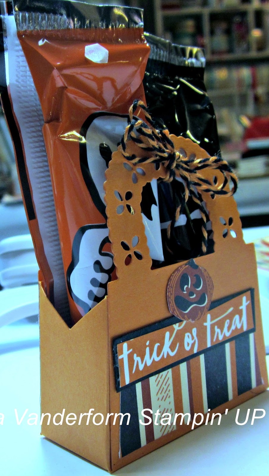 Crafty Maria's Stamping World: Halloween Treat Holder Crafty Maria's Stamping World: Halloween Treat Holder