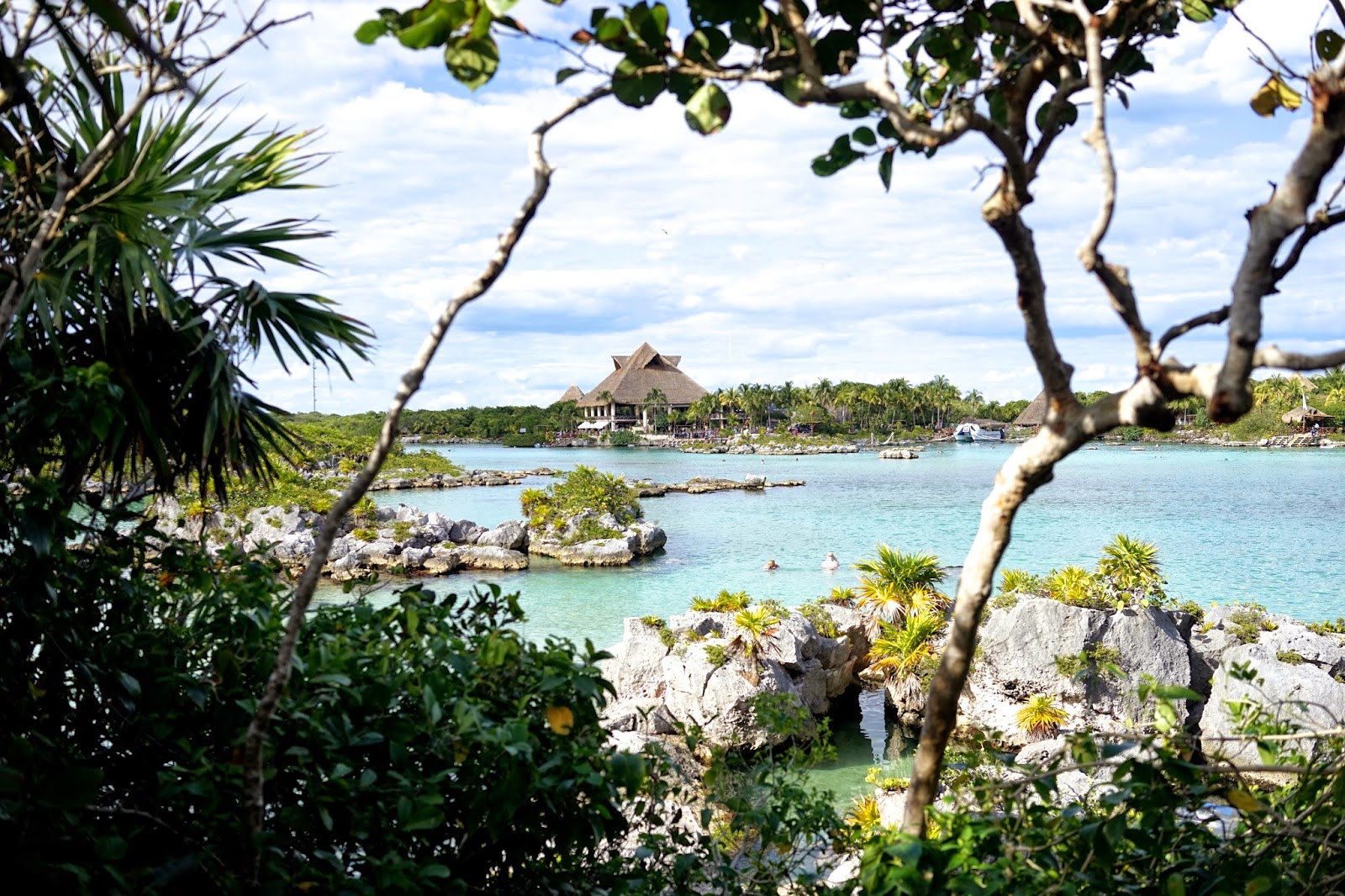 Emtalks: Exploring Mexico; Riu Cancun; Tulum & Xel-Ha - Part 1!