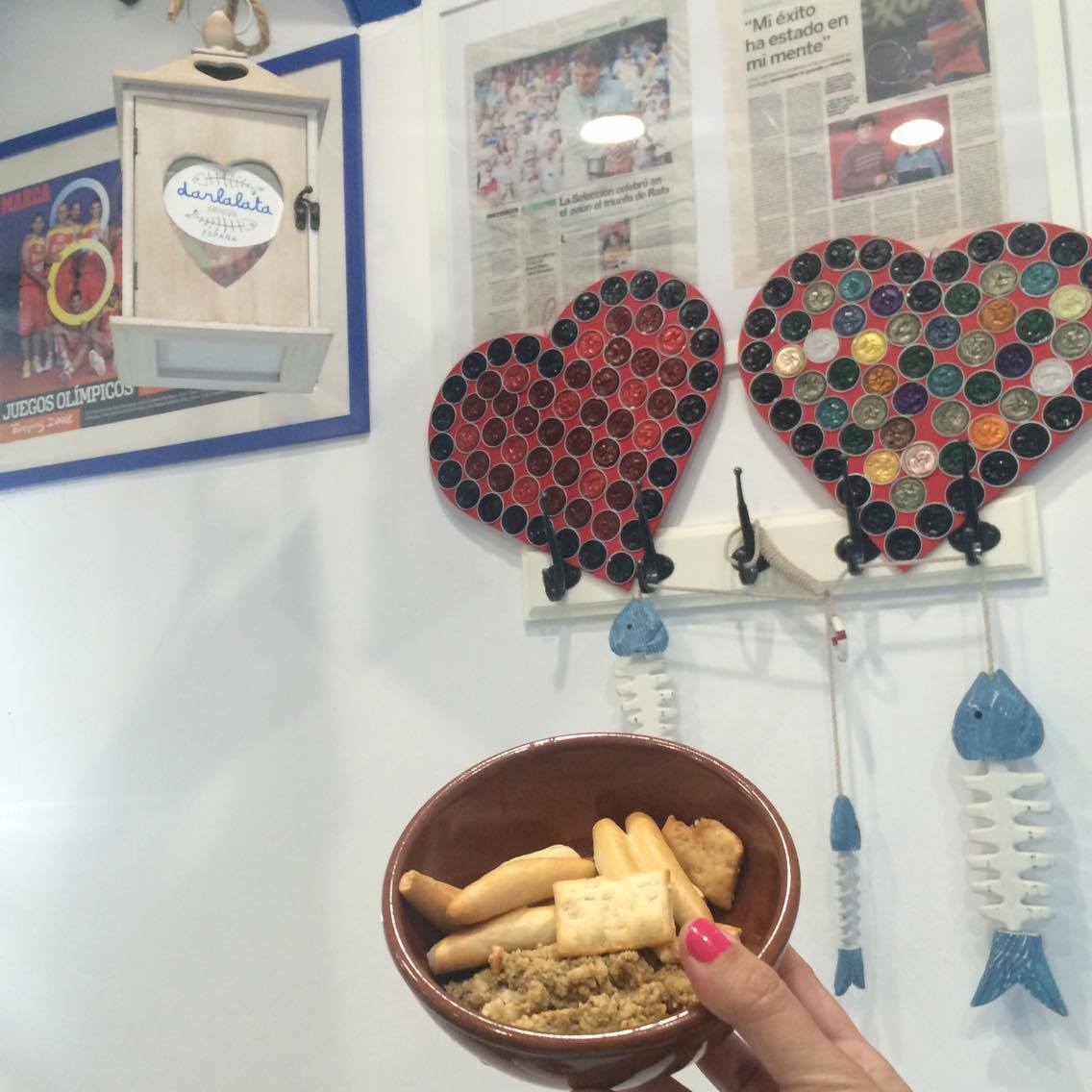 Más que ropa: Dar la lata