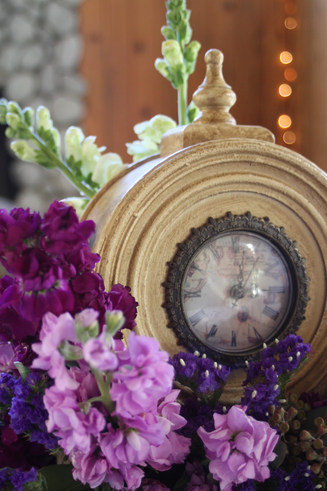 Pastries By Vreeke: Time Travel Themed Wedding Cake