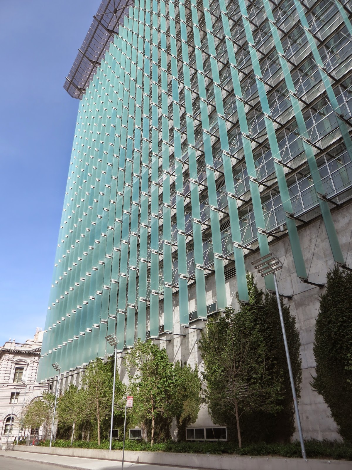 EntreVoir: The San Francisco Federal Building - Morphosis Thom Mayne