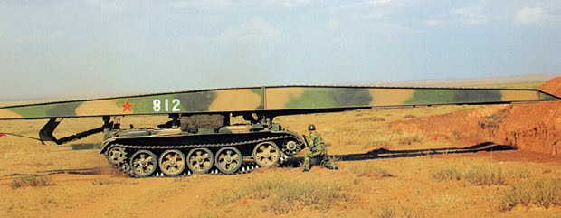 Myanmar Defence Weapons: ျမန္မာ့တပ္မေတာ္သံုး Bridge Laying Tank