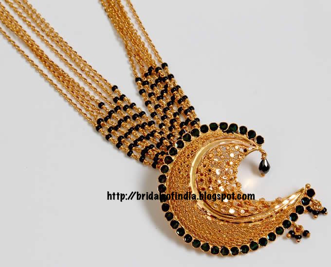 Fashion world: Gold mungalsutra designs - Karimani mala designs