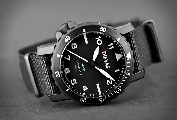 Vortex Tactical Dive Watch ~ GreenStylo