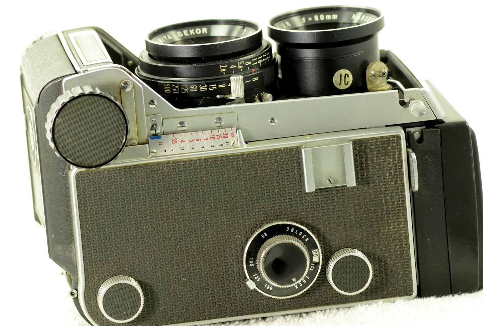 Vintage Camera House: Mamiya C33 TLR with 80mm 2.8