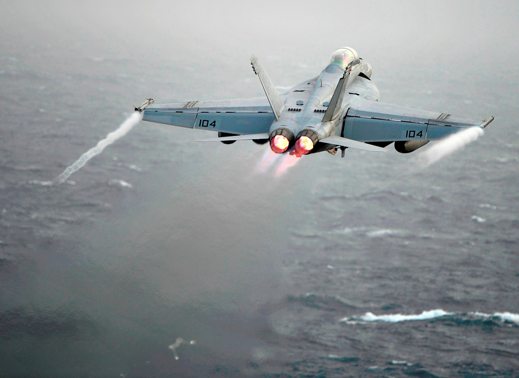 F-18 Super Hornet Savaş Uçağı Resimleri ~ Savaş Uçakları